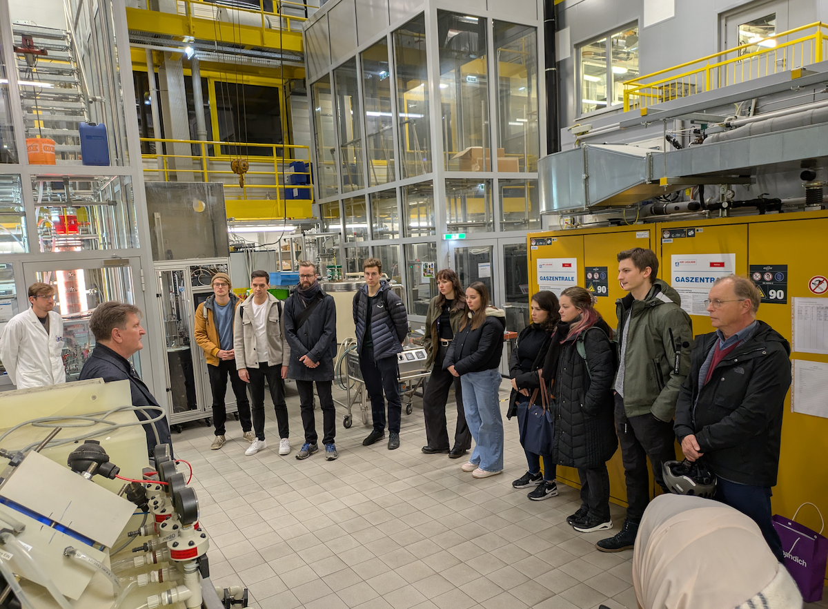 Mit dem NAWI Graz Alumninetzwerk im Central Lab Biobased Products ...